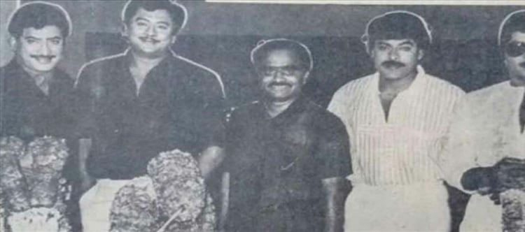 Legendary actors in one frame Pic goes viral on social med