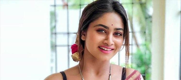 Shivani Narayanan: In the sleeveless charm, Shivani made th