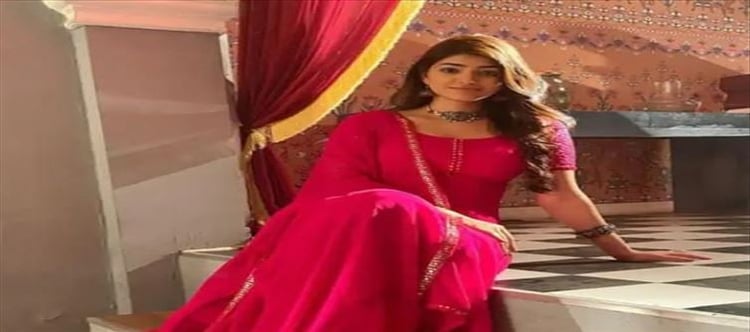 Simran Tomar Transformation