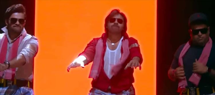 Watch: Vintage Pawan Kalyan In ‘Killi’ Song For BRO