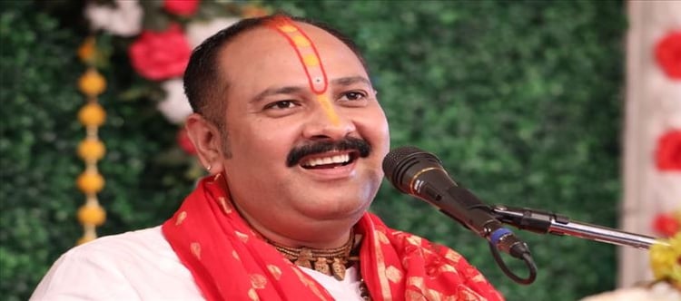 Pandit Pradeep Mishra received threats, MP Navneet Rana wro