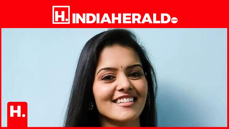 Swathishta Krishnan New Images