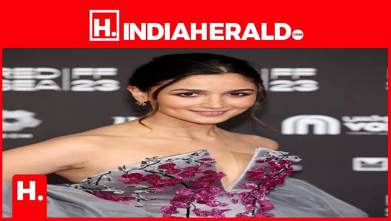 Alia Bhatt Raises REACTS To her Deep Fake VIDEO.