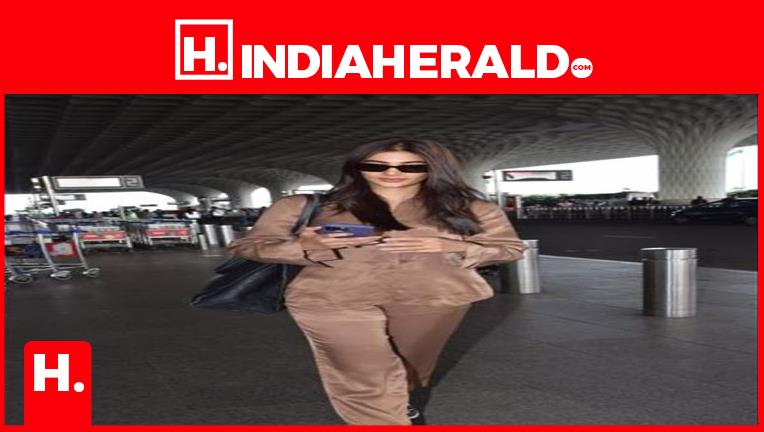 Pooja Hegde Turns Heads with Cool Airport Style.