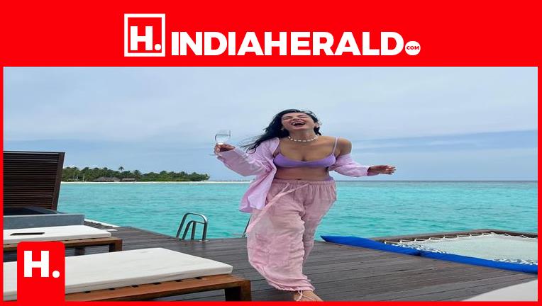 Sonal Chauhan s Sizzling Bikini Shoot in Maldives.