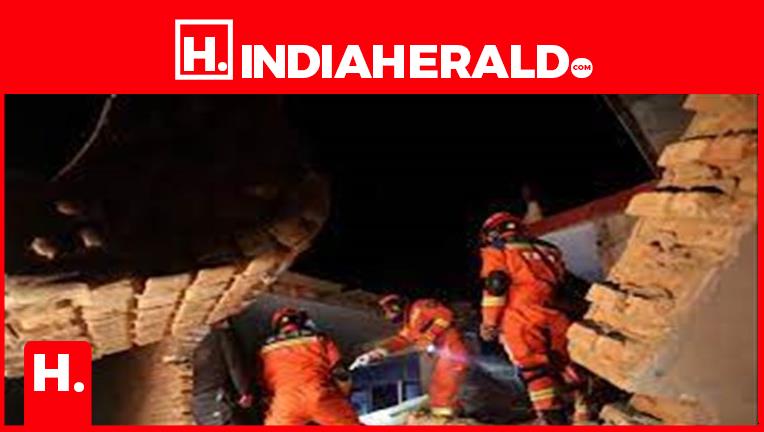 A powerful earthquake that shook China... 111 killed..?