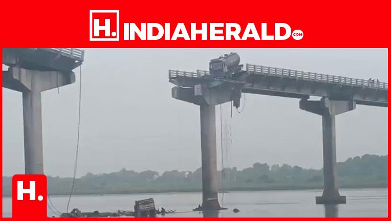 BJP Fails - Bridge bridge connecting Vadodara and Anand col