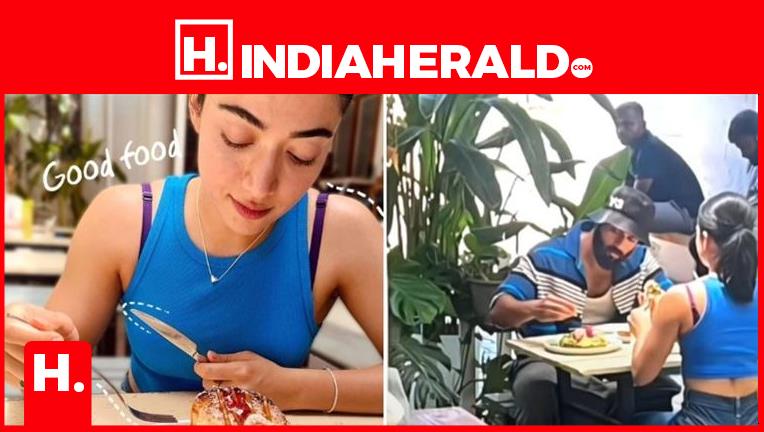 CAUGHT - Vijay Deverakonda and Rashmika Eating Bacon in a R