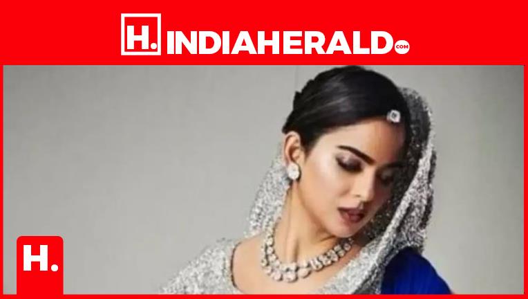 Cost of giant diamond on Isha Ambani s forehead