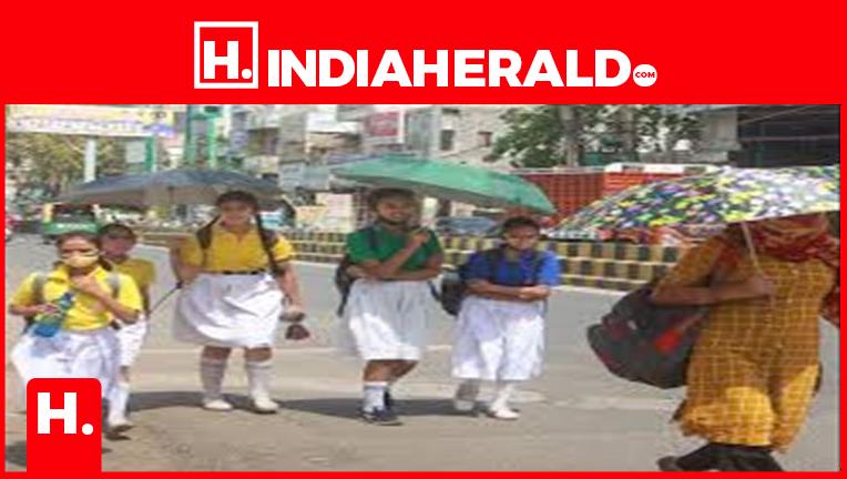 Heatwave alert.. Three-day holiday notice for schools..