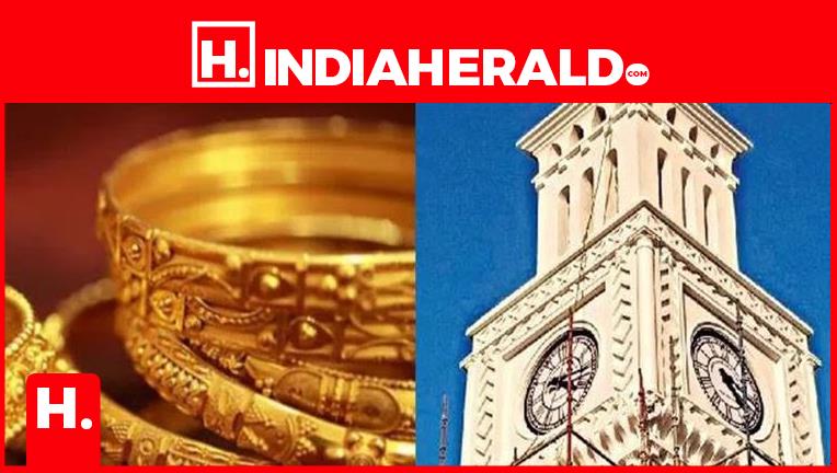 Hyderabad - 1 kilogram of gold robbed on Clock Tower road