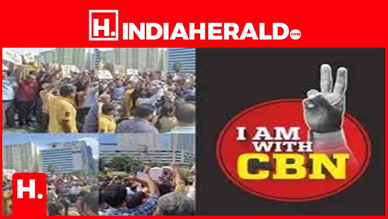 IT employees protest in Hyderabad Wipro Circle..