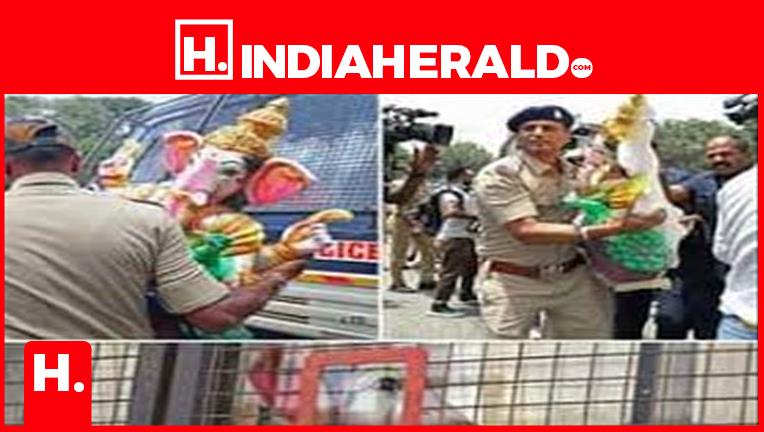 Lord Ganesha in Bengaluru Police Van: PM Modi and BJP Leade
