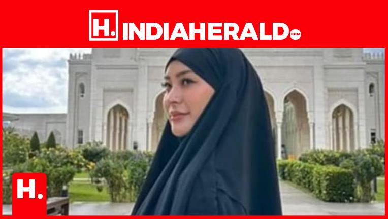 Meet Former Porn Star Who Now Got Converted To Islam - Wear