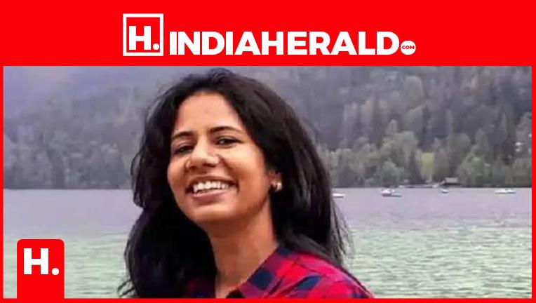 Meet PM Modi s New Personal Secretary Nidhi Tiwari - How Mu