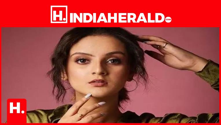 Mrinal Navel Exposes Casting Couch in the Ad Industry.