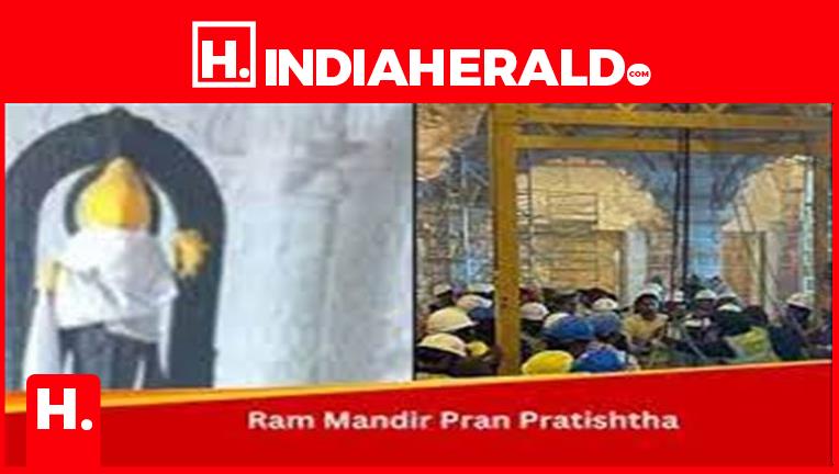 Ram idol installed in Ayodhya temple sanctorum.. ? Viral Ph