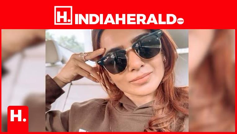 Samantha Shows Middle Finger after Naga Chaitanya Engagement