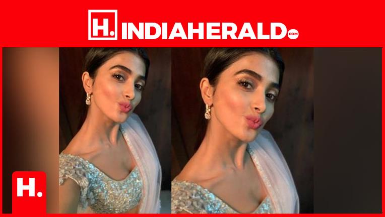 Star Hero Demands Director To Keep LIP LOCK Scene With Pooj