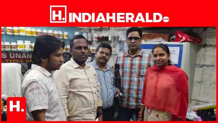 Telangana Hyderabad - DCA raids Unani pharmacy, seizes drugs