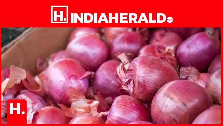 Telangana Hyderabad - Onion prices set to bring tears ahead