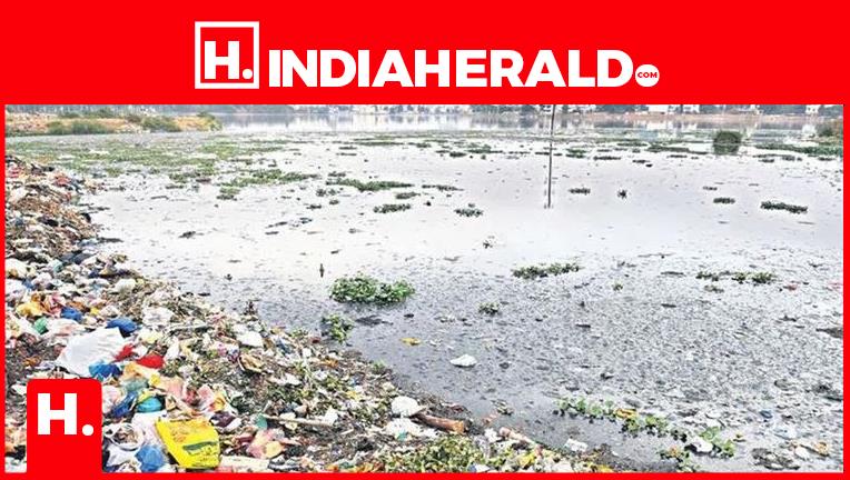 Telangana Hyderabad - Saroornagar Lake turns into Floating
