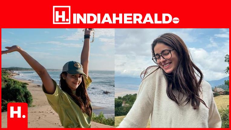 The Common Thing Between Pooja Hegde & Ananya Panday