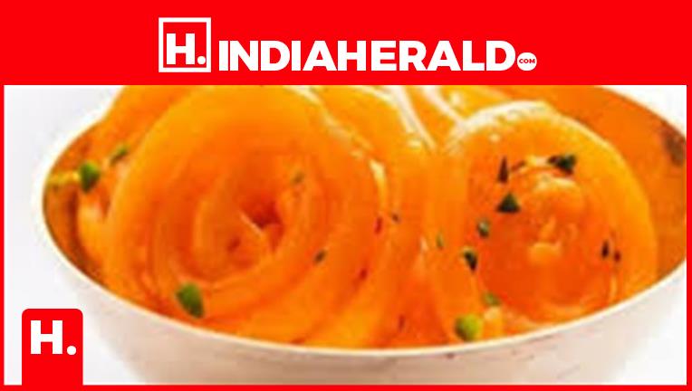 Aloo Ki Jalebi Recipe: Make Crispy, Juicy Halwai-Style Dess