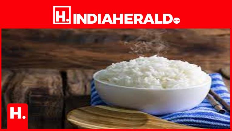 What are the nutritional benefits of stain rice compared to