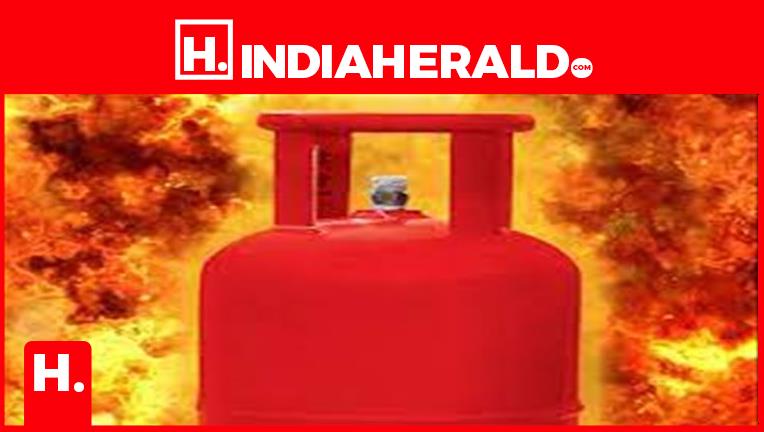 Major accident: LPG Cylinder Truck Blasts at NH-31...