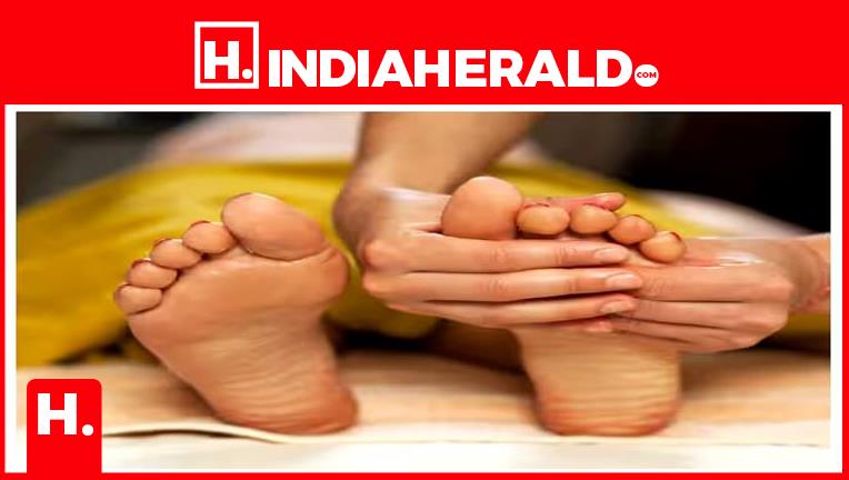 Apply This Oil On The Soles Of Your Feet And See How Your F