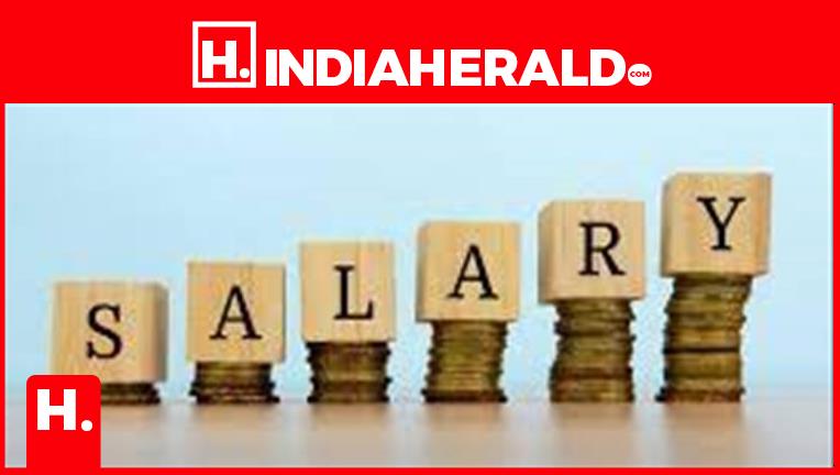 Seven out of ten people are dissatisfied with their salarie