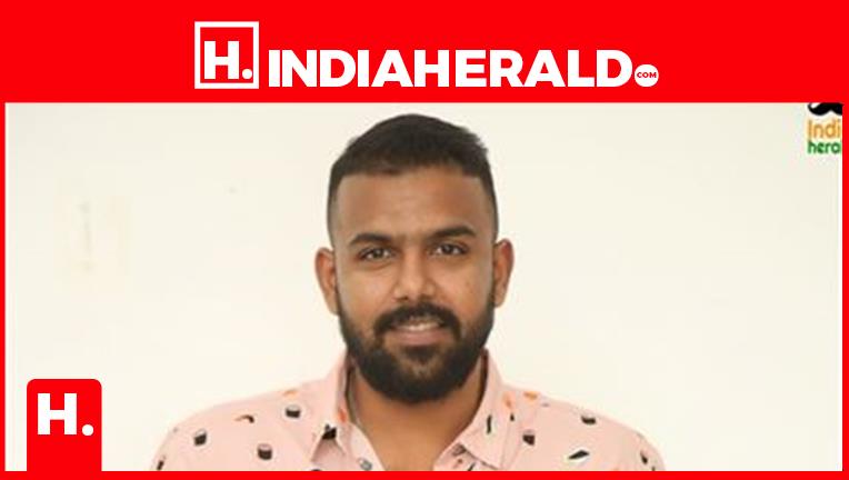 Actor Tharun Bhaskar Press Interview Photos