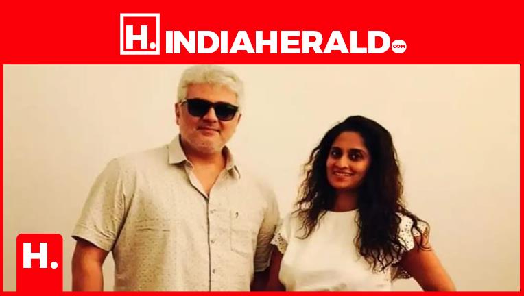Ajith and Shalini in a Cosy Pic during Vacation