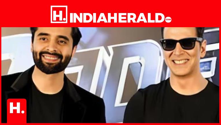 Akshay Kumar was so moved by Jackie Bhagnani??