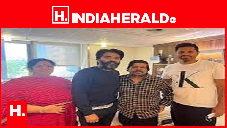 Beardless TR. Simbu with his dad.. ? Viral photo