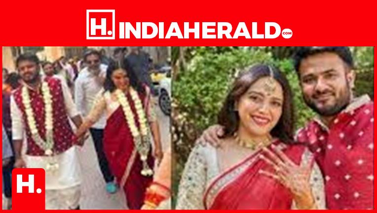 Brahmin actress married Muslim, she said - People s world