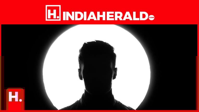 Hero Demanding VFX Team To Correct His Body