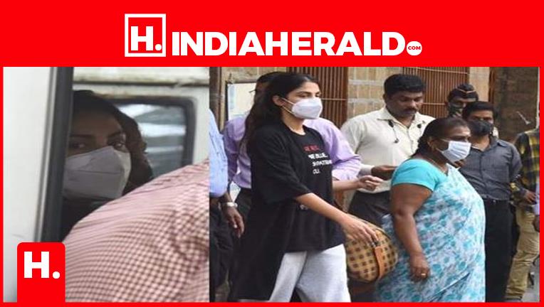 How the prisoners treated Rhea Chakraborty in the jail..?
