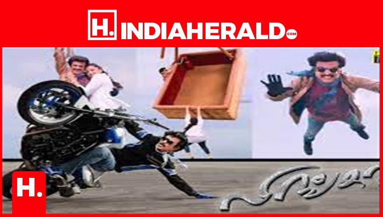 Is Linga movie done with a dupe hero??