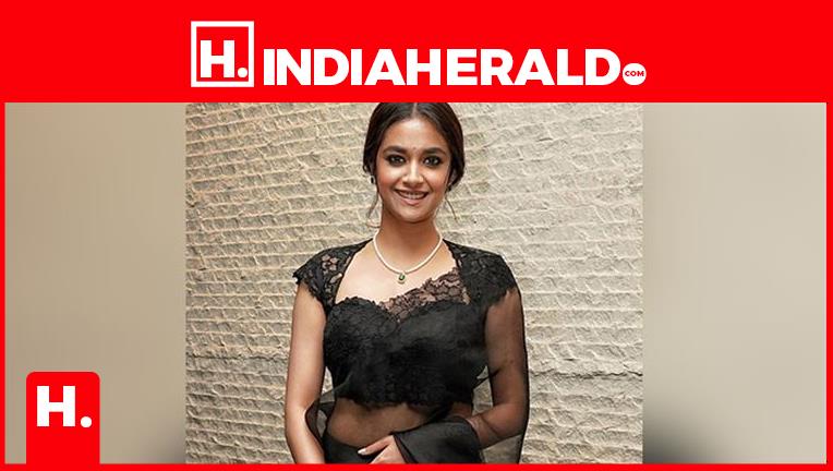 Keerthy Suresh HOT in Transparent Black Saree - Marriage