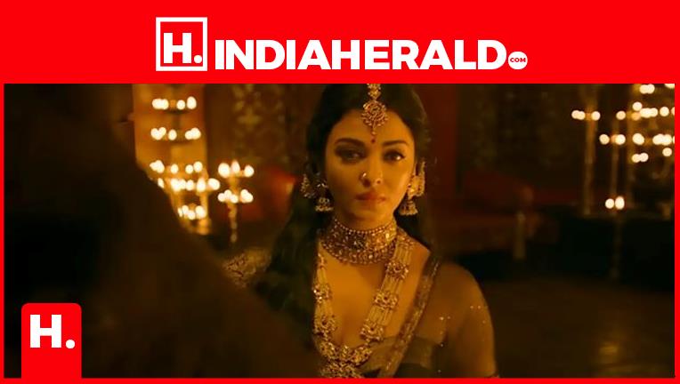 Ponniyin Selvan 2: Aishwarya Rai Bachchan looks ethereal
