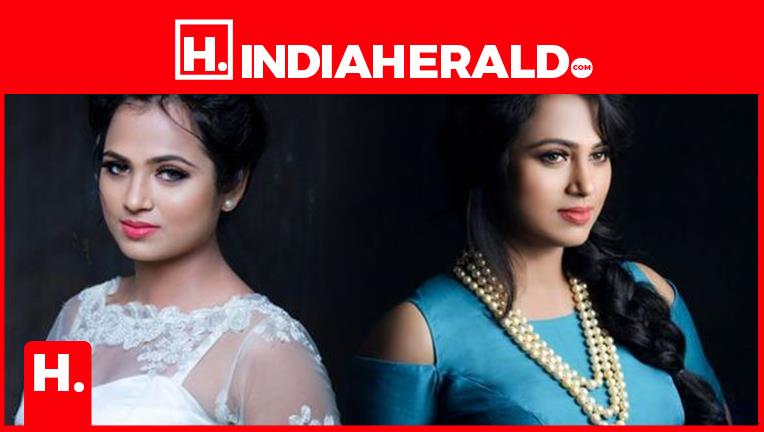 Ramya Pandian exudes a silent smile in her beautiful beauty