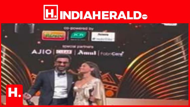 Ranbir Kapoor And Alia Bhatt Bag Best Actors Awards, Check
