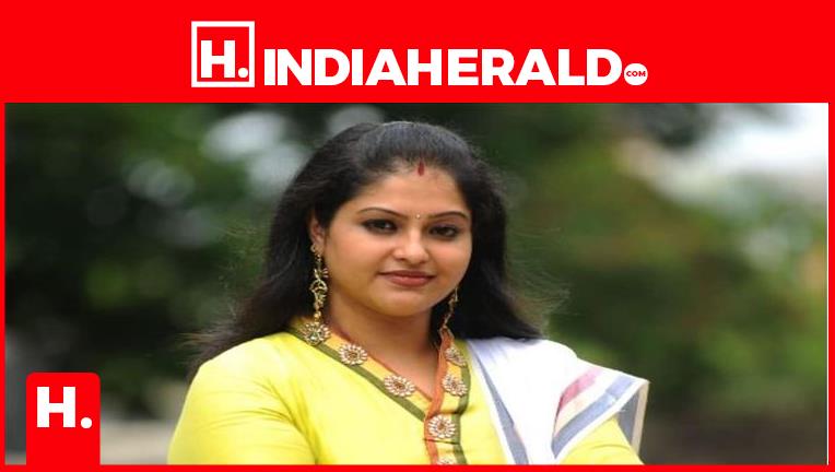 హీరోయిన్ రాశి మూడు పెళ్లిళ్లు చేసుకోవడం వెనక అసలు కారణం అదే