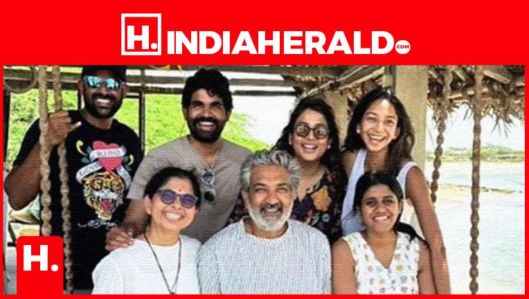S S Rajamouli in Thoothukudi, Tamil Naduwith Family