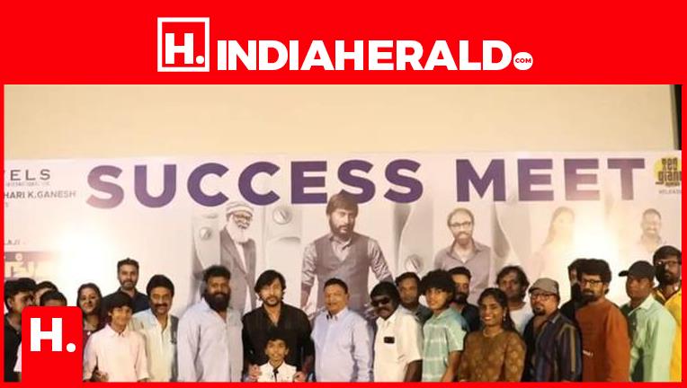 Singapore Salon Success Meet. Isari Ganesh gifted the direc