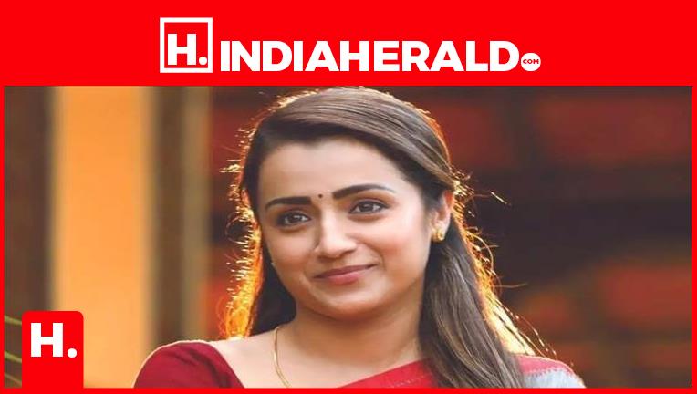 హీరోయిన్ త్రిష పై కేసు నమోదు.. కారణం..?