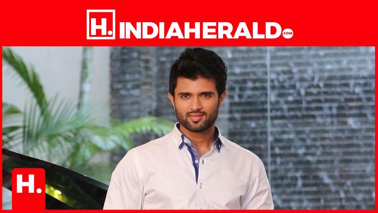 యూట్యూబ్ లో ఏ స్టార్ హీరోకి దక్కని అద్భుత రికార్డు సృష్టించ