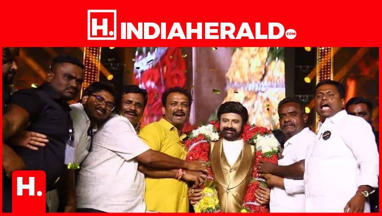 Watch: Balayya’s Reaction When Bouncer Touches His Fan
